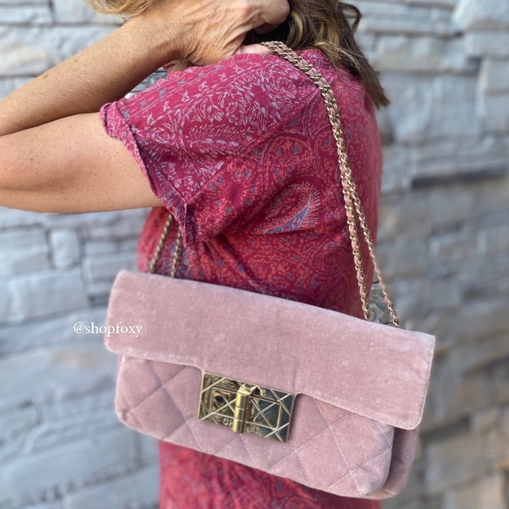 Chanel Y2k Giant Reissue Turnlock Pink Velvet Flap Ra… - Gem